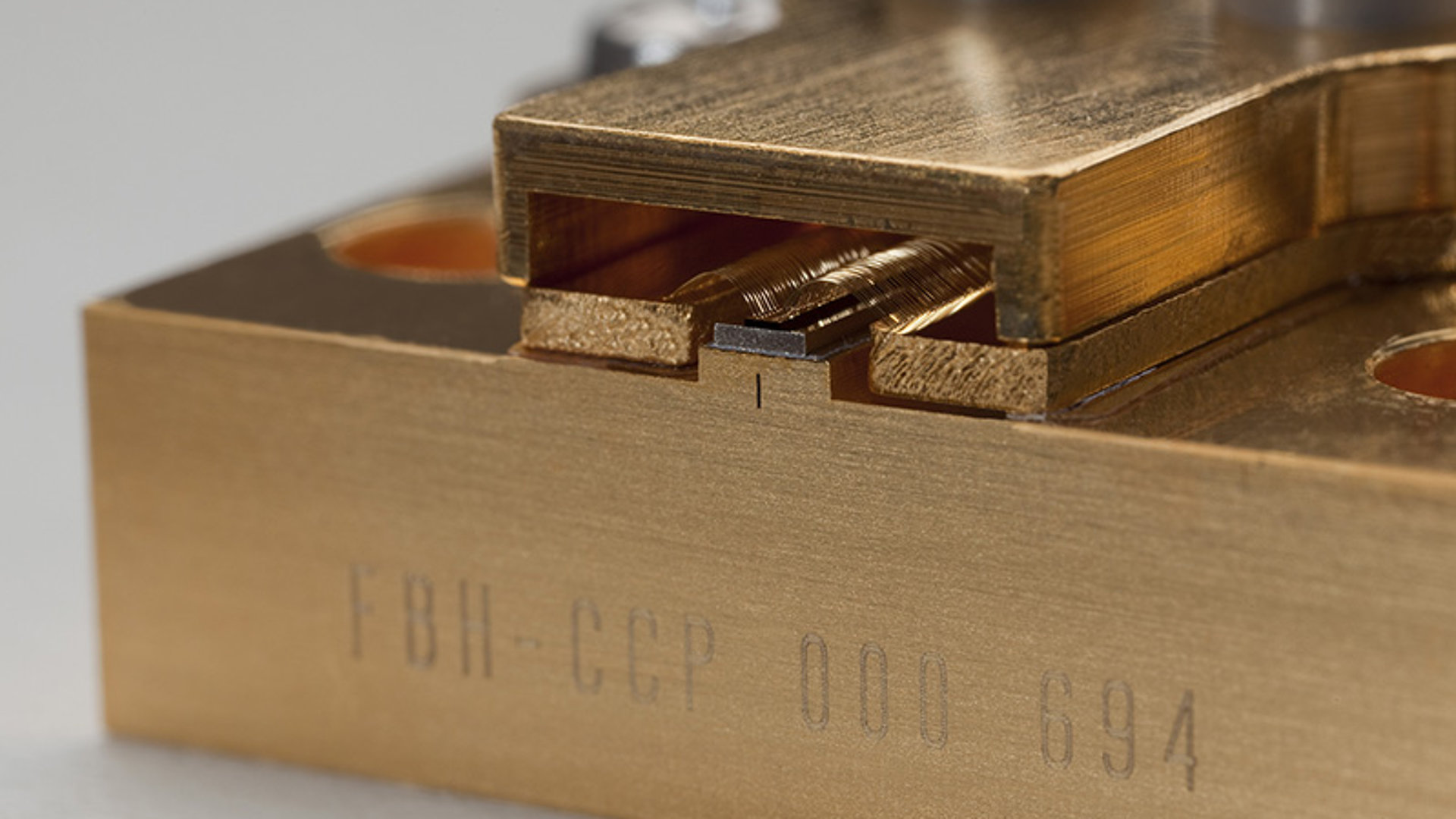 High-Power Broad-Area Lasers | Ferdinand-Braun-Institut