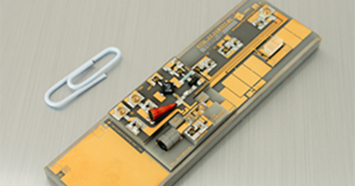 Extended cavity diode lasers with angled-facet diode laser chips for ...