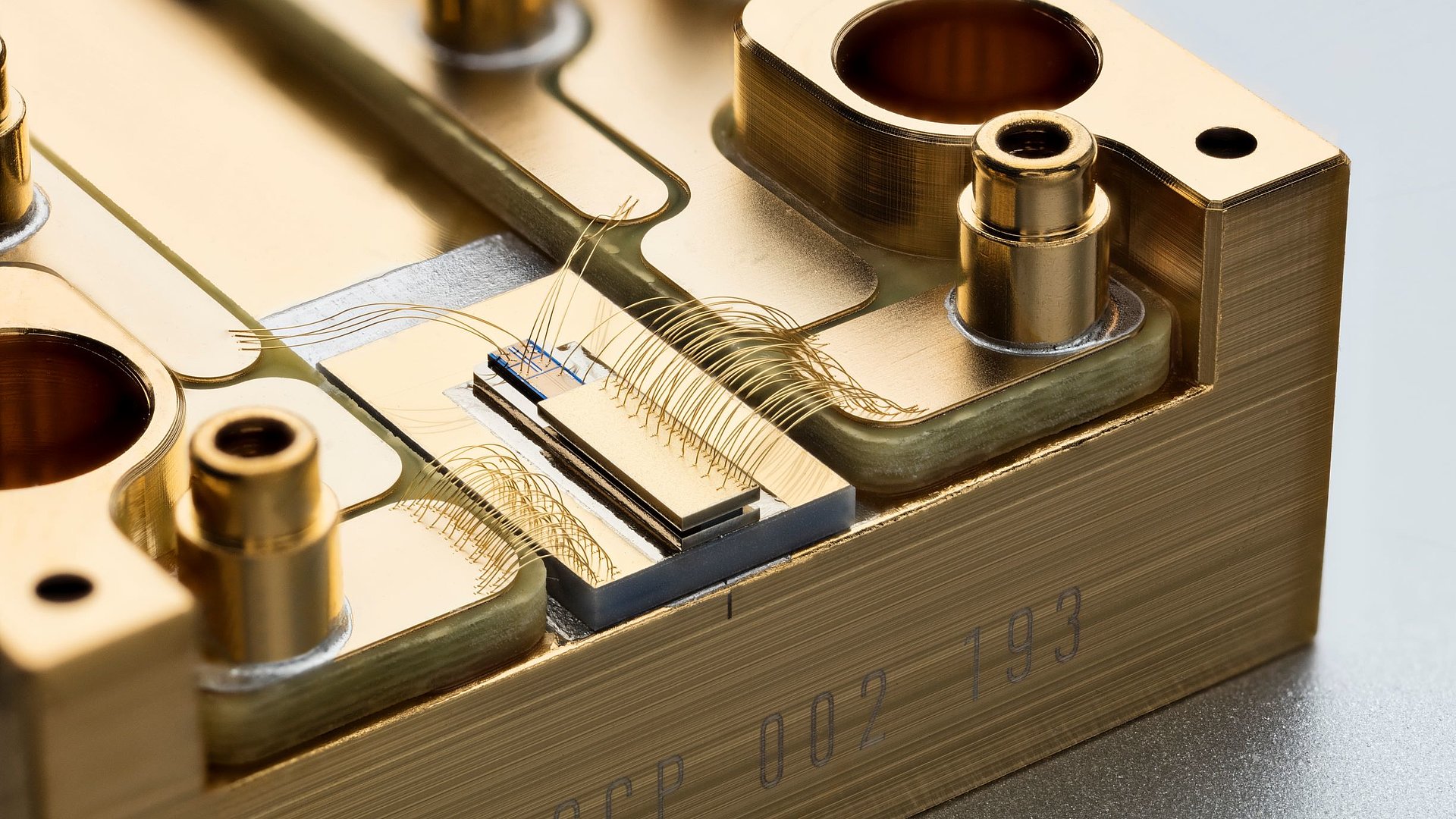 Mounting of Laser Diodes | Ferdinand-Braun-Institut