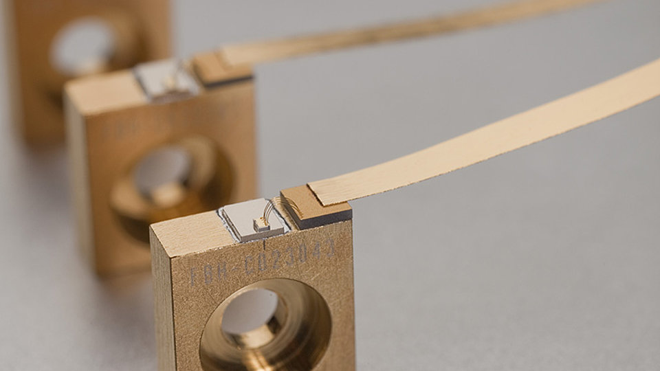 Gallium-Nitride Diode Lasers | Ferdinand-Braun-Institut